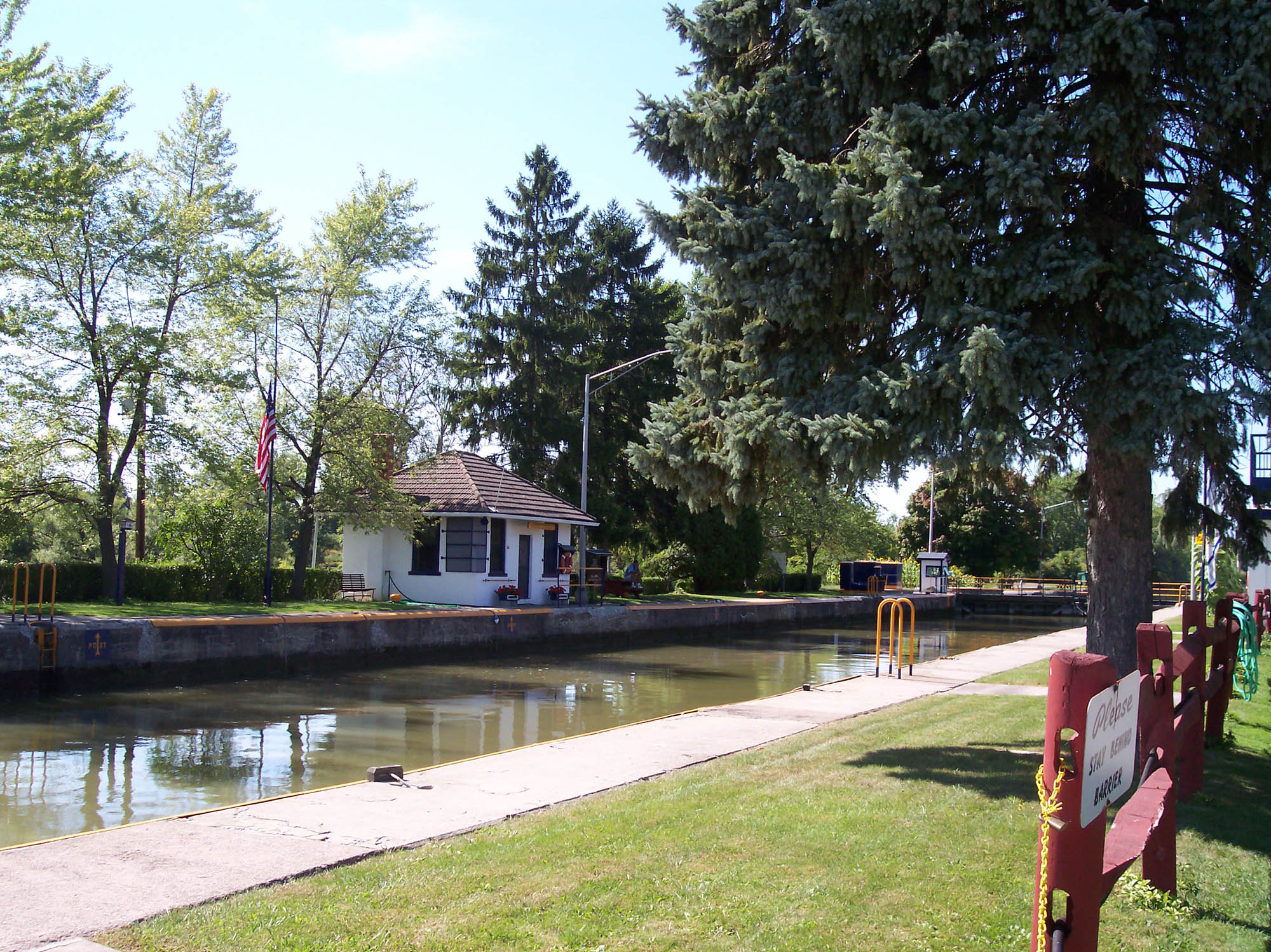 Shipping - Lock 32, Pittsford - Pictures of Rochester and Monroe County, NY