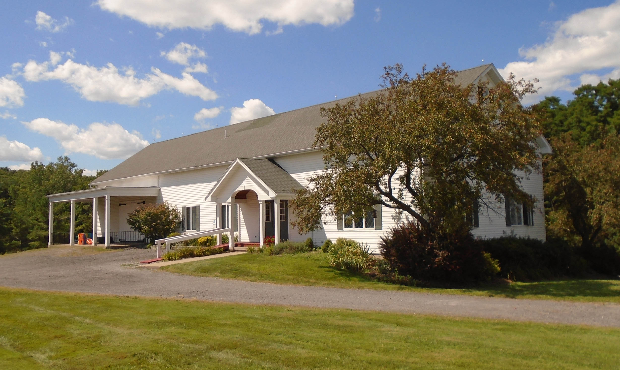 Pittsford - Mosaic Church - Pictures of Rochester and Monroe County, NY